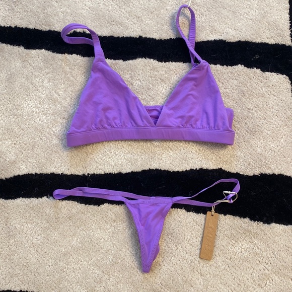 SKIMS | Intimates & Sleepwear | Nwt Skims Triangle Bra And Micro Thong ...